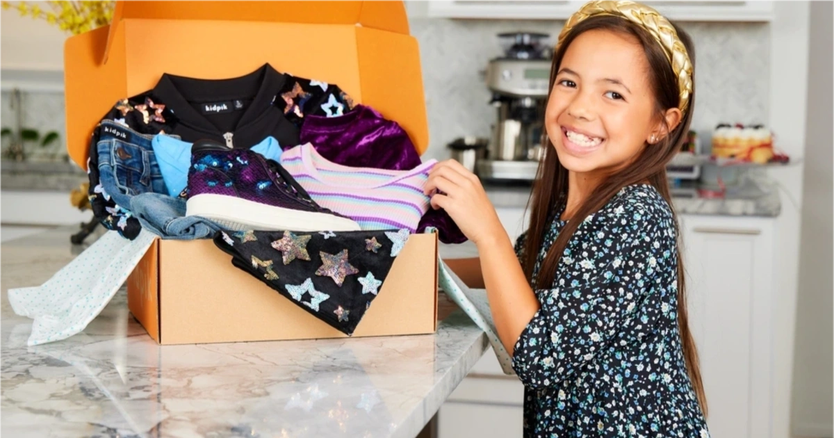 Elevating Life's Memorable Holiday Moments with Kidpik's Styling